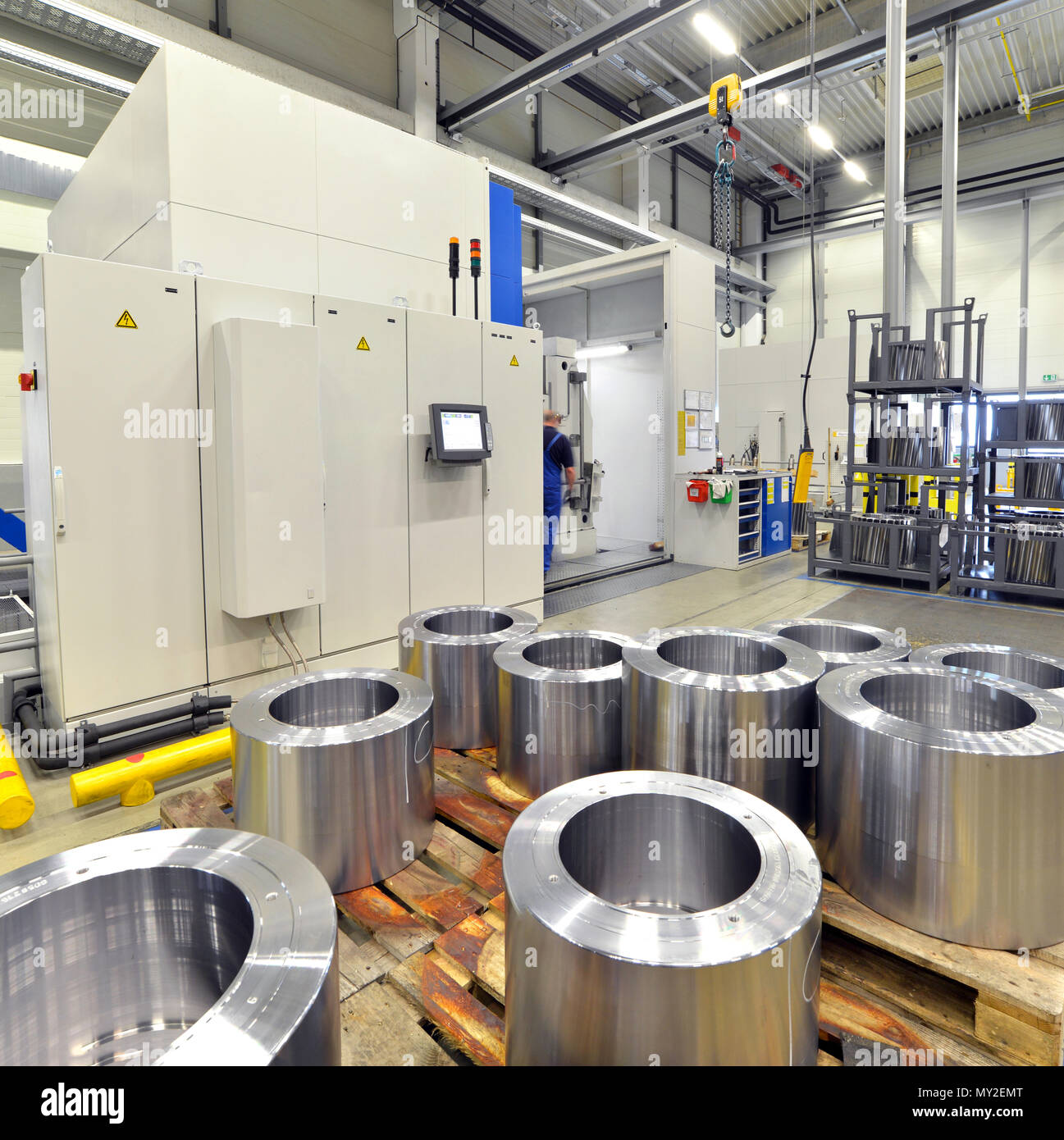 Factory of modern mechanical engineering - production of gearboxes for ...