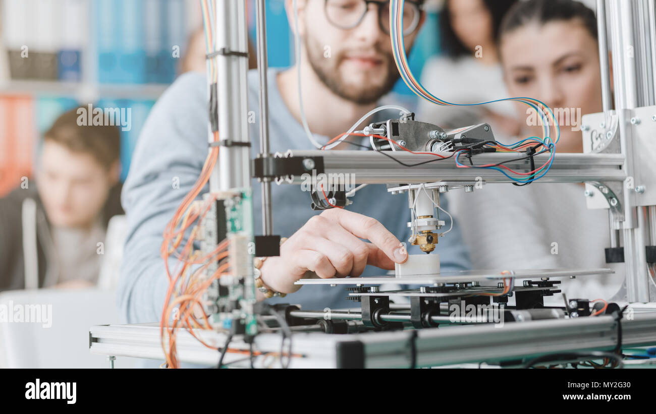 Female graduate engineer hi-res stock photography and images - Alamy