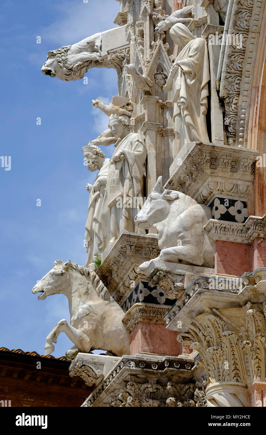 Marble sculptures hi-res stock photography and images - Alamy