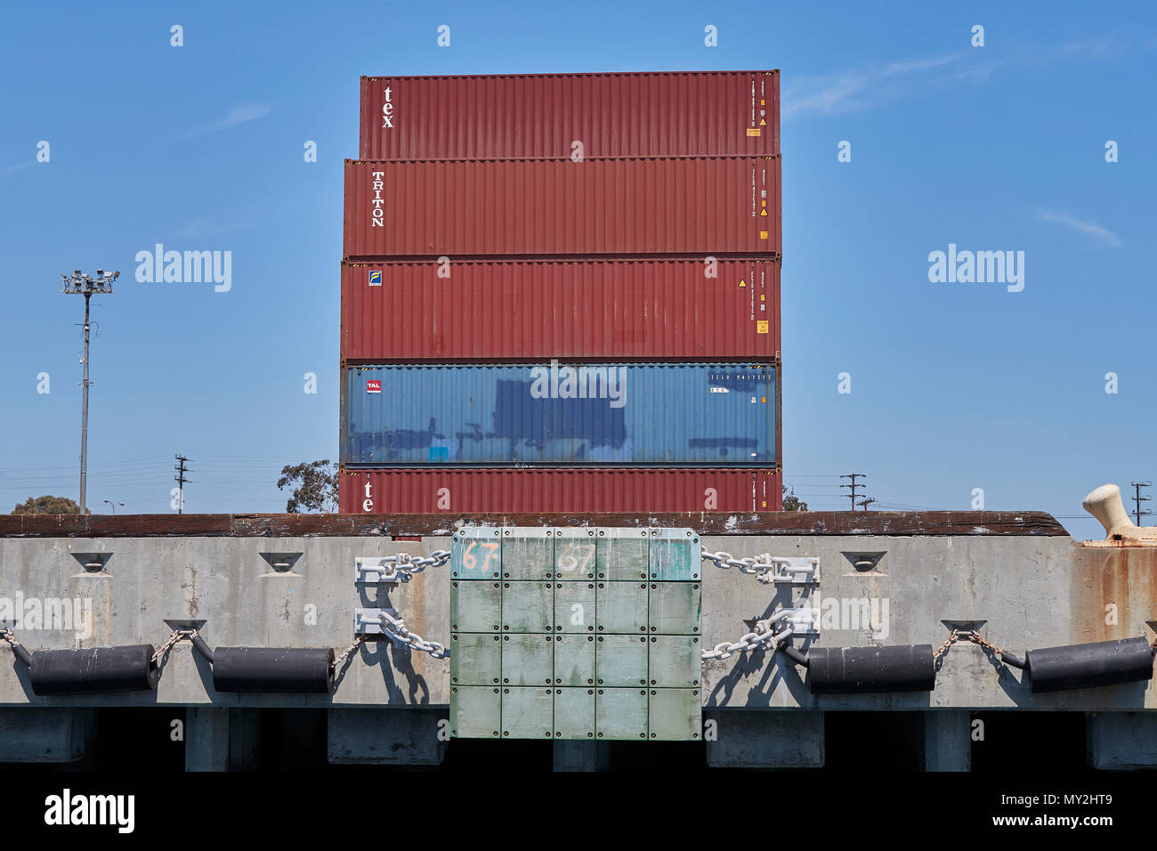 Stacks of cargo containers hi-res stock photography and images - Alamy