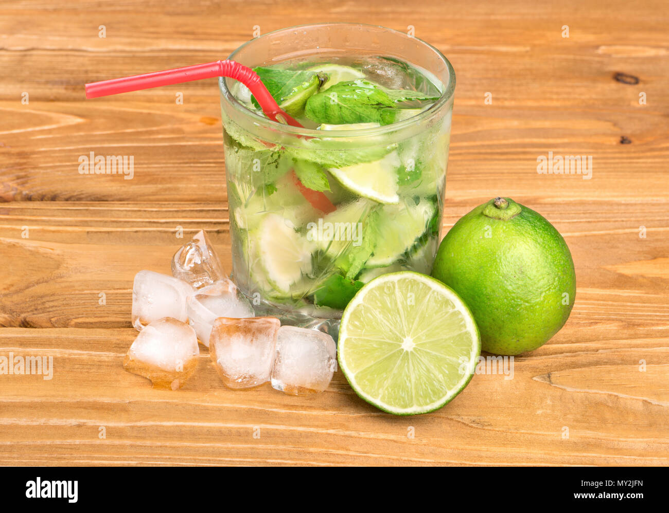 Alcohol mojito hi-res stock photography and images - Alamy
