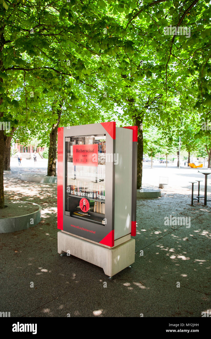 Little Free Library Box High Resolution Stock Photography and Images ...