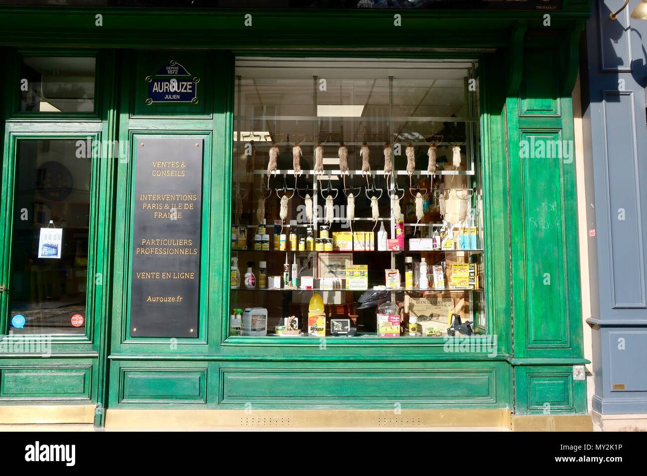Julien Aurouze since 1872, Pest exterminator. Shop in Les Halles ...