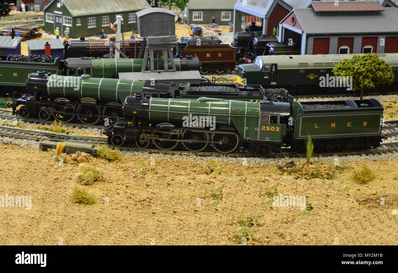 Electric train modelling hi-res stock photography and images - Alamy