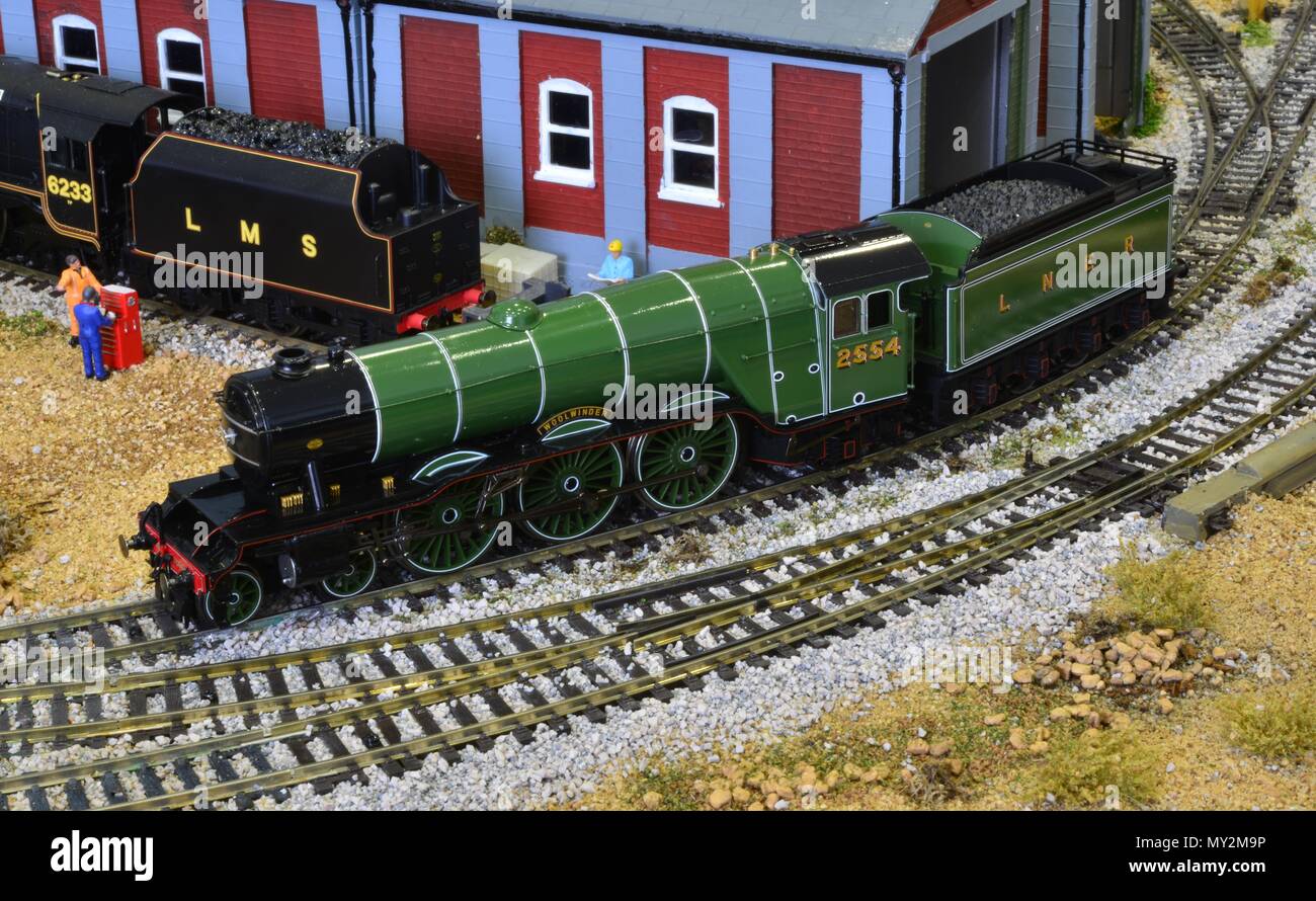 Electric train modelling hi-res stock photography and images - Alamy