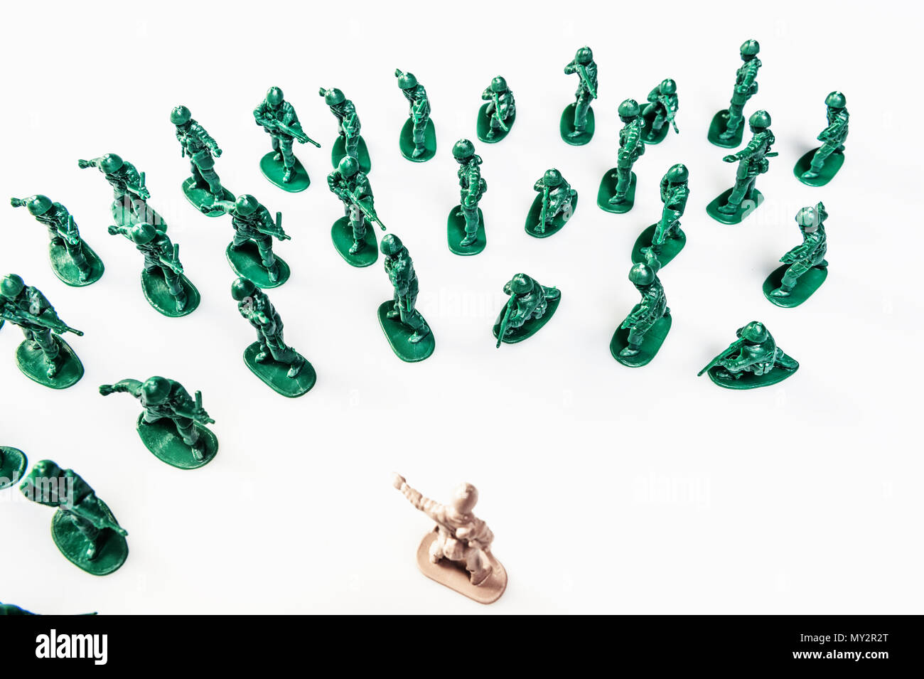 BATTLE OF SOLDIERS ON WHITE BACKGROUND Stock Photo - Alamy