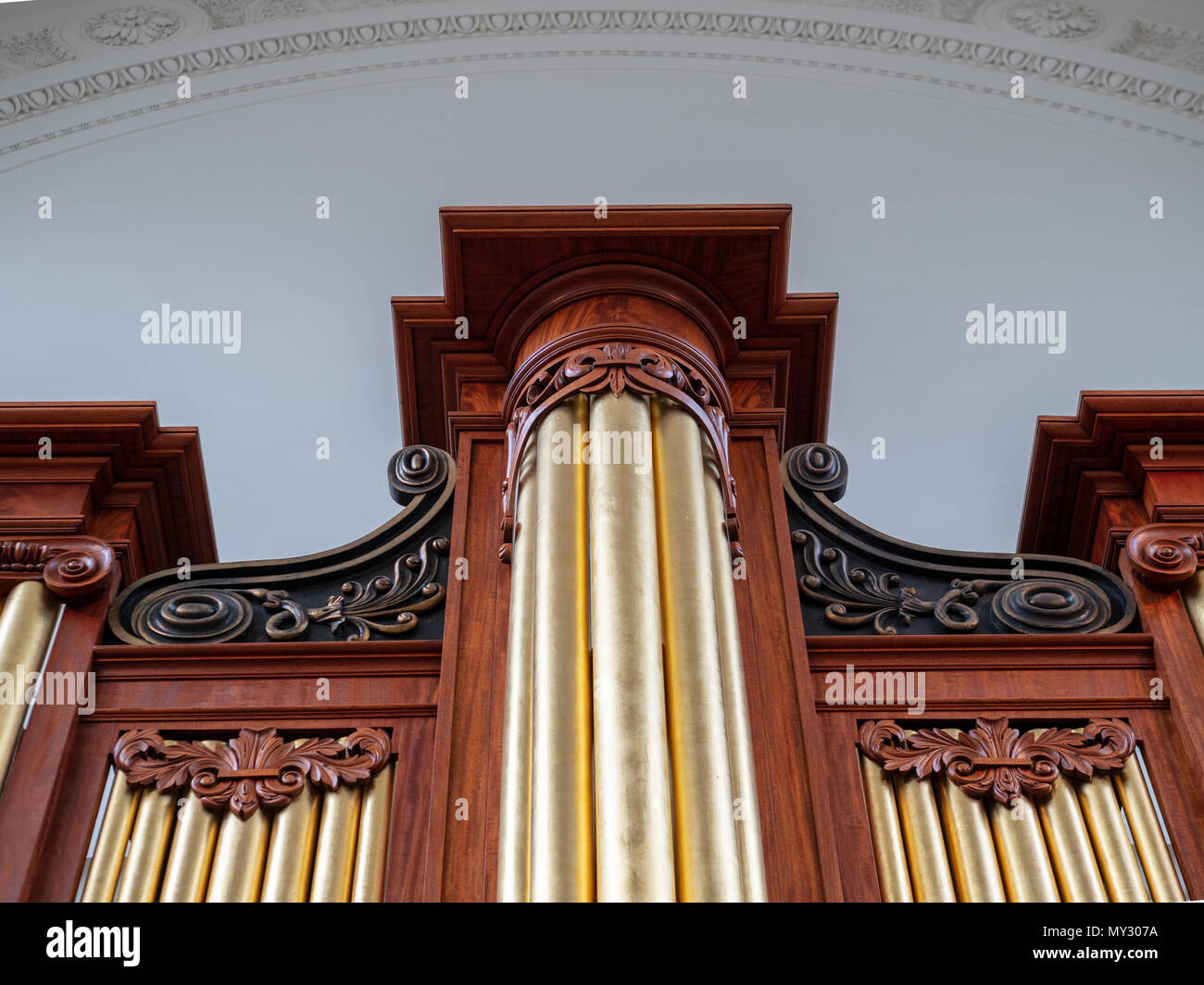 Pipe organ pistons hi-res stock photography and images - Alamy
