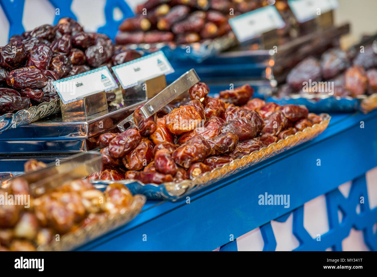 Display of dates hi-res stock photography and images - Alamy