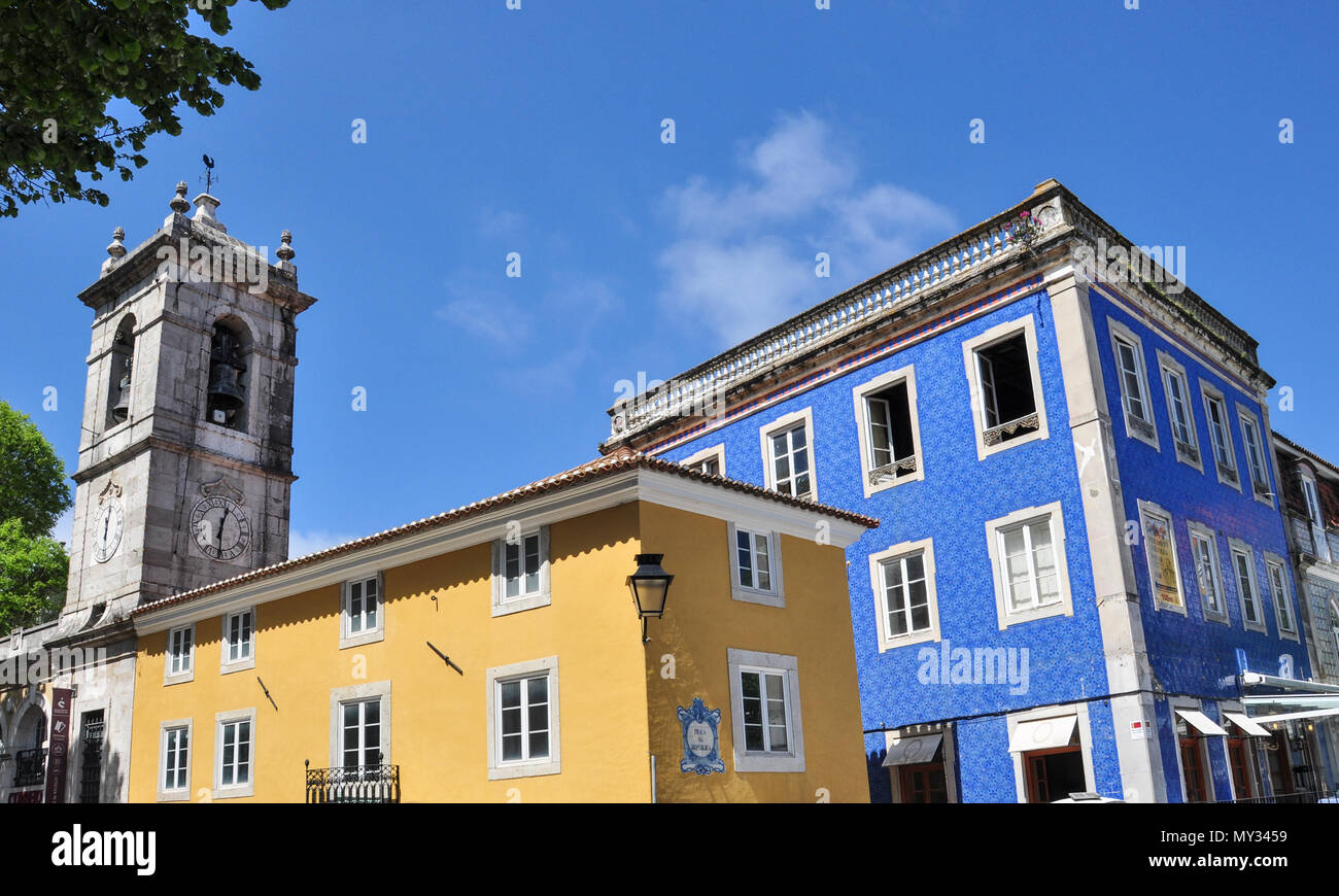 Old buildings sintra portugal hi-res stock photography and images - Alamy