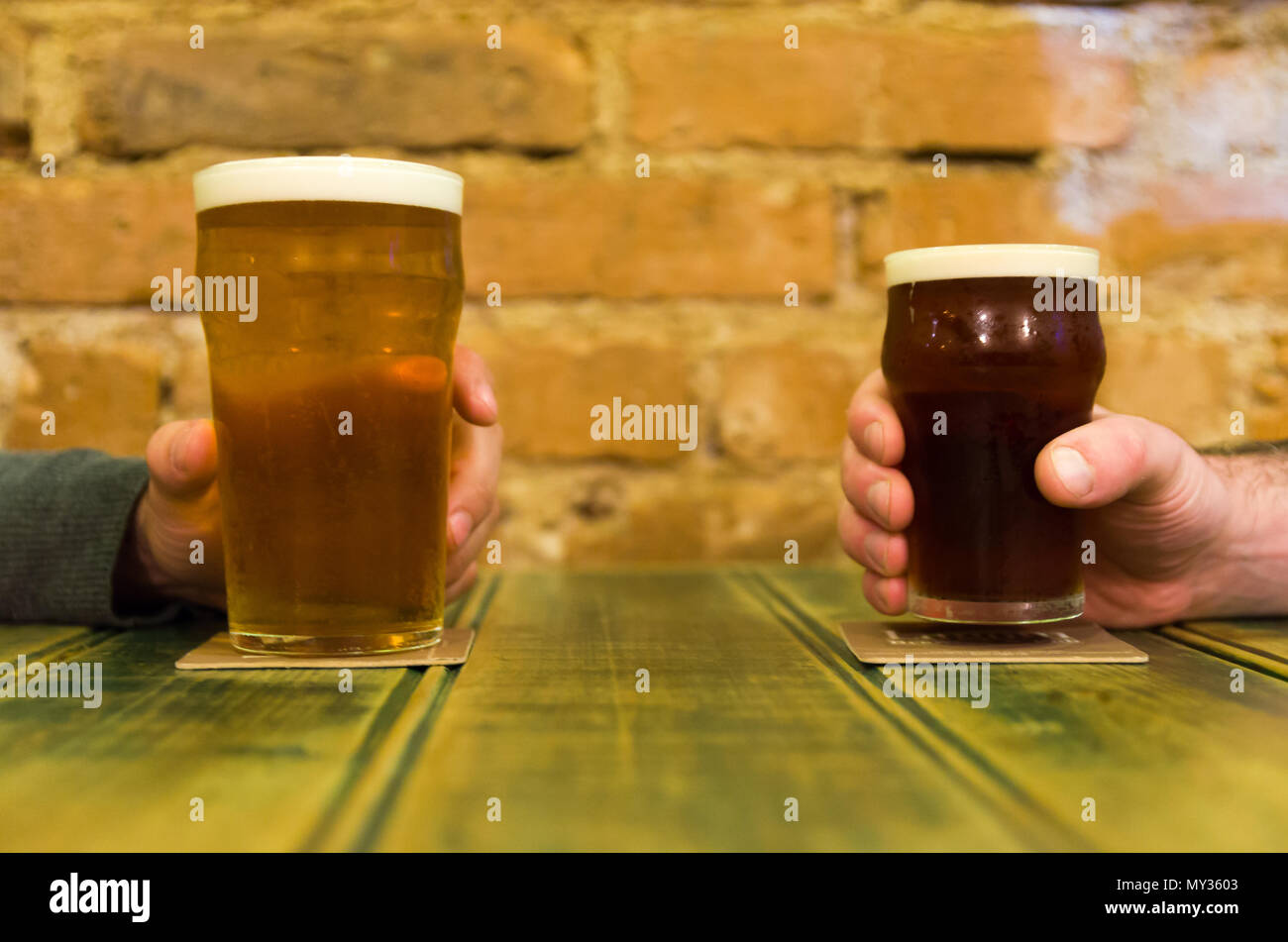 Pints cheers hi-res stock photography and images - Alamy