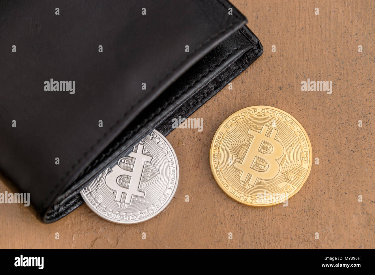 Real bitcoin coin hi-res stock photography and images - Alamy