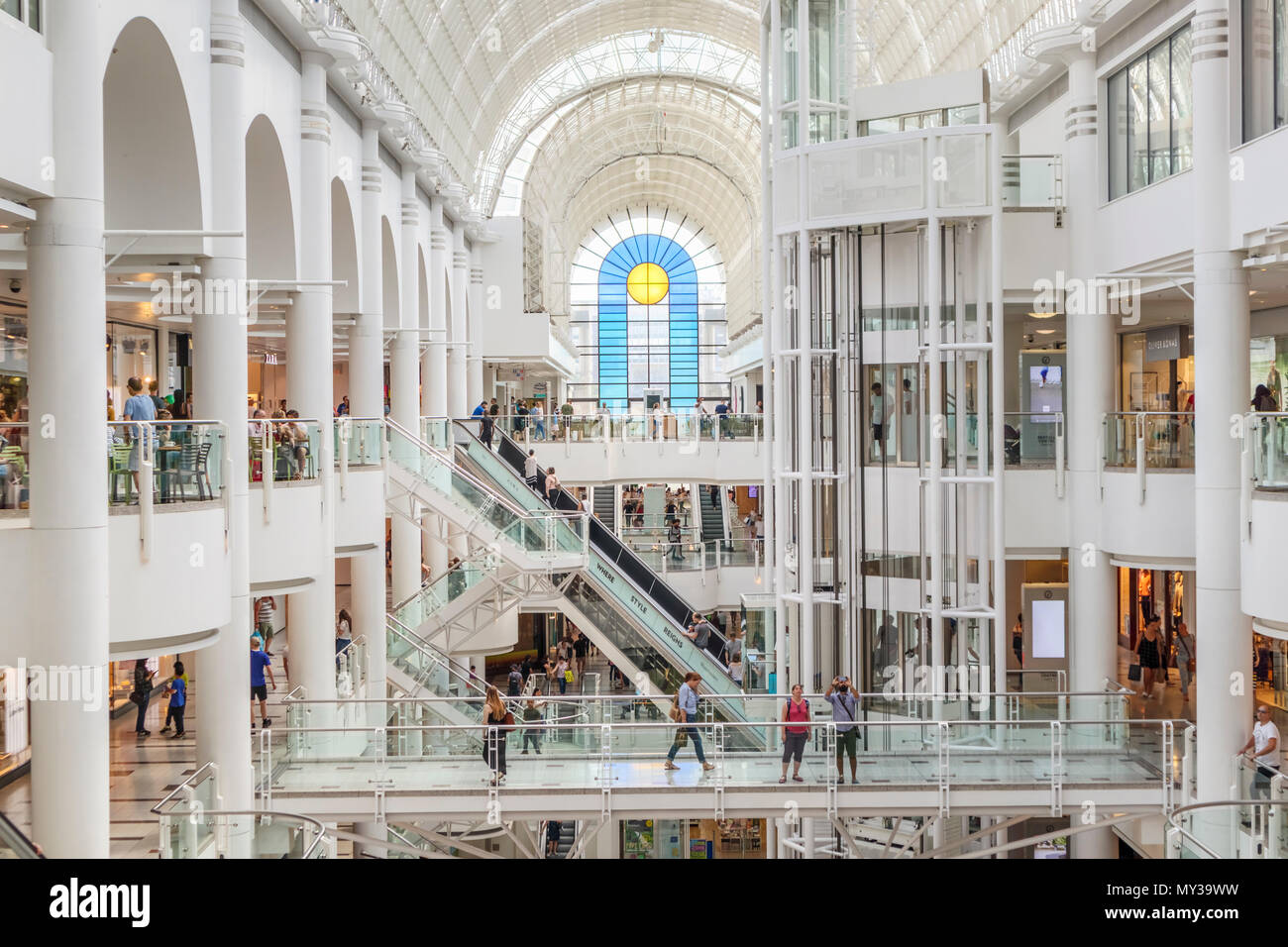 Modern bustling buildings hi-res stock photography and images - Alamy