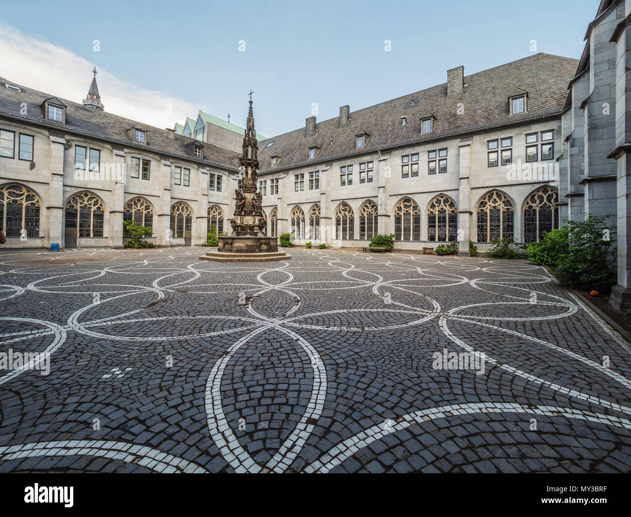 Aachen museum hi-res stock photography and images - Alamy