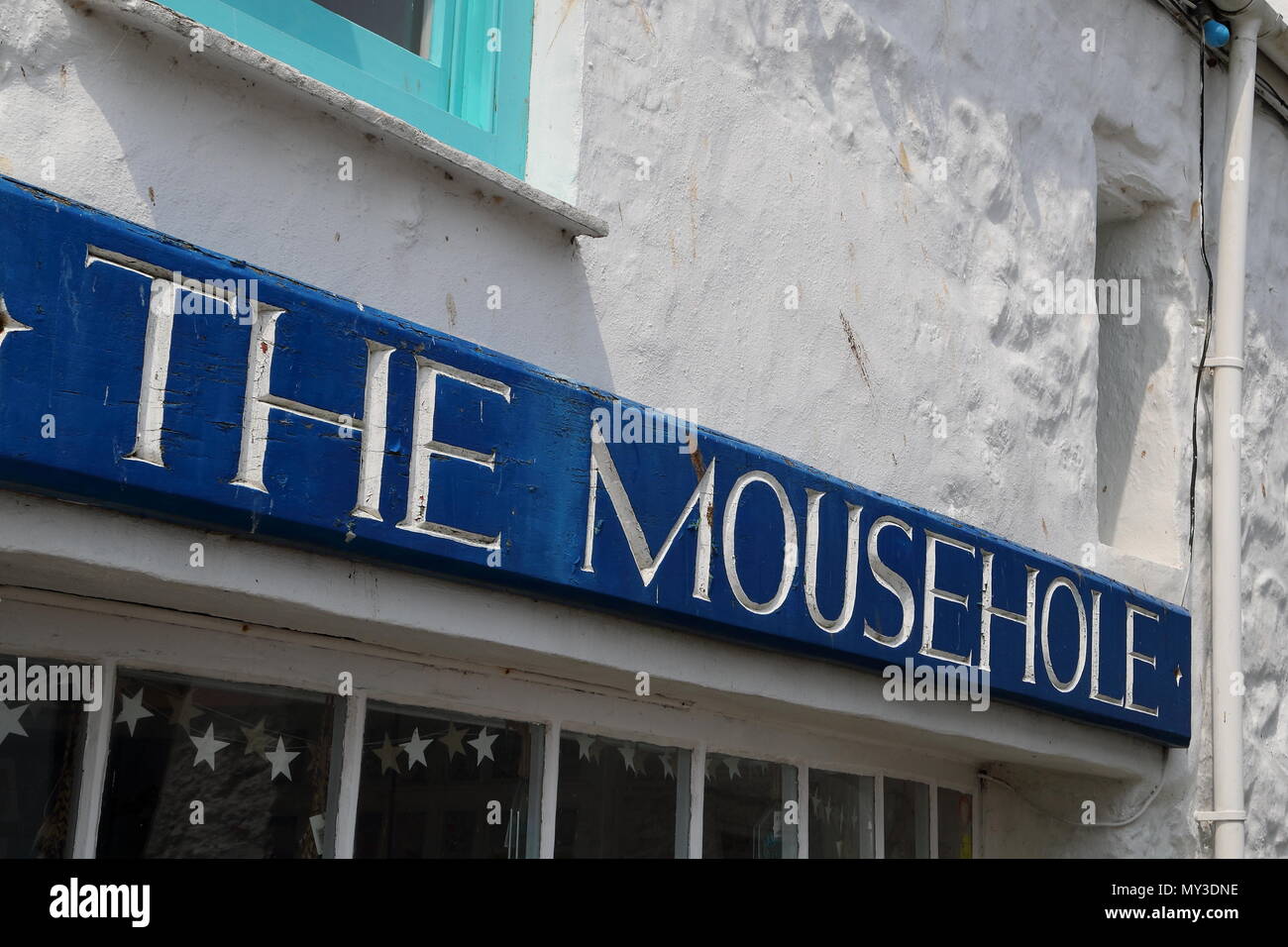 The Mousehole pub in Mousehole, Cornwall, UK Stock Photo - Alamy