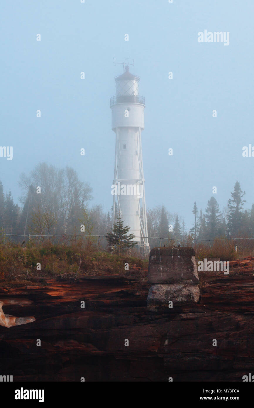 Devil's Island Lighthouse on Lake Superior and the Apostle Islands ...
