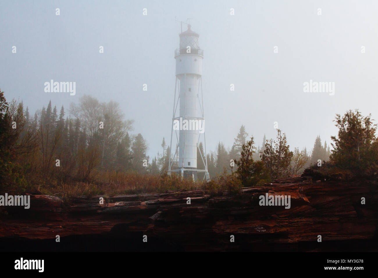Devil's Island Lighthouse on Lake Superior and the Apostle Islands ...