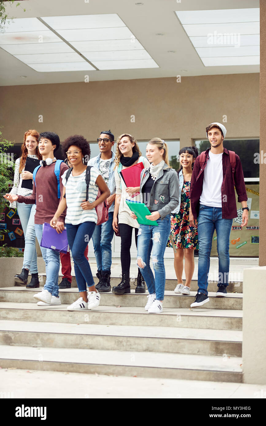 College students walking on campus between classes Stock Photo - Alamy