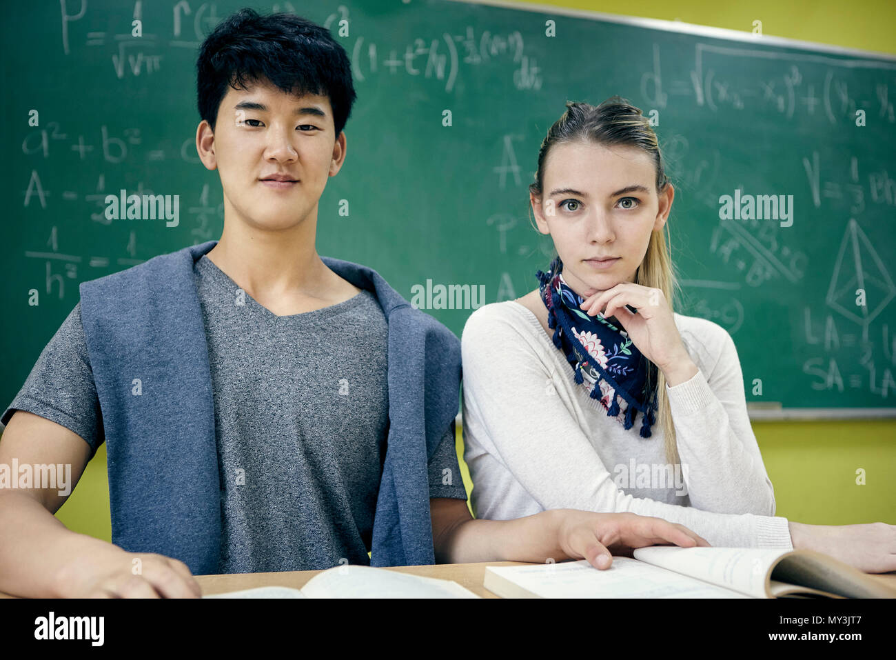 Portrait two university students hi-res stock photography and images ...