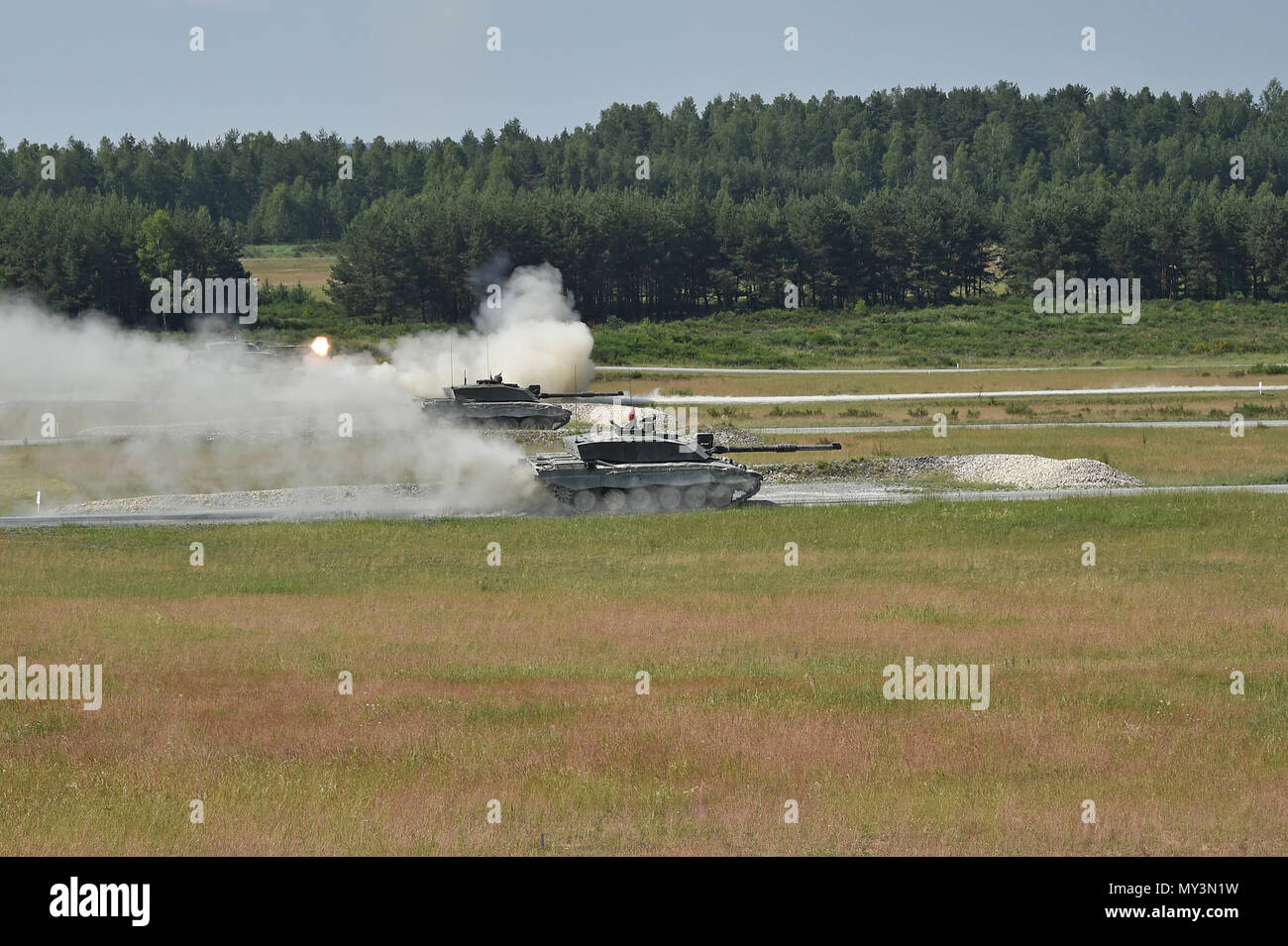 Tank tactics hi-res stock photography and images - Alamy