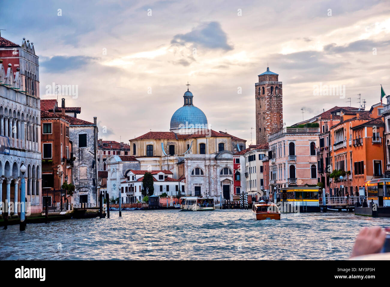 Antique venice hi-res stock photography and images - Alamy