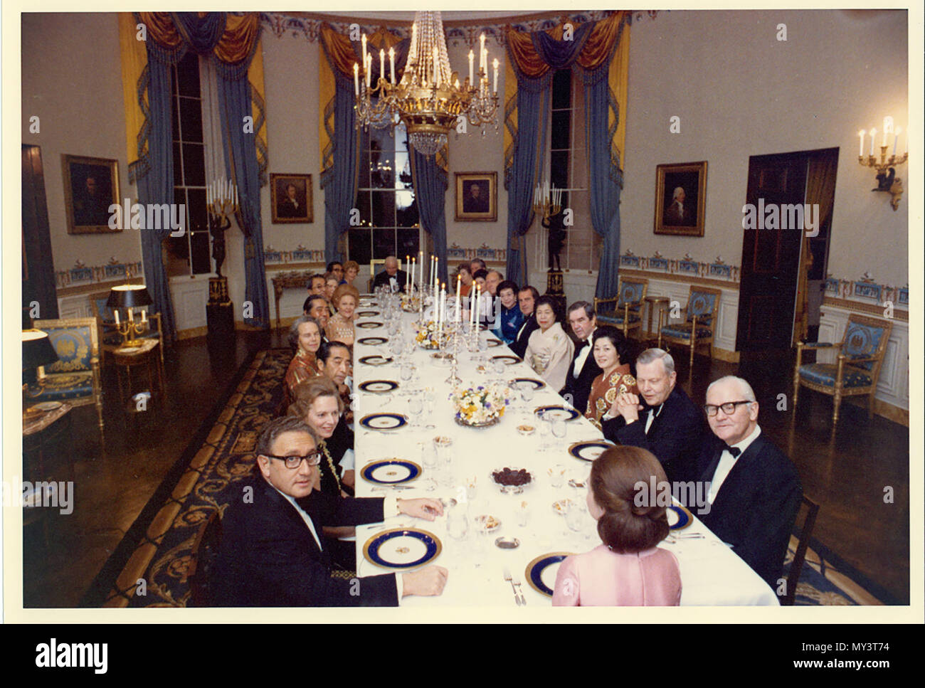 President richard nixon first lady hi-res stock photography and images ...