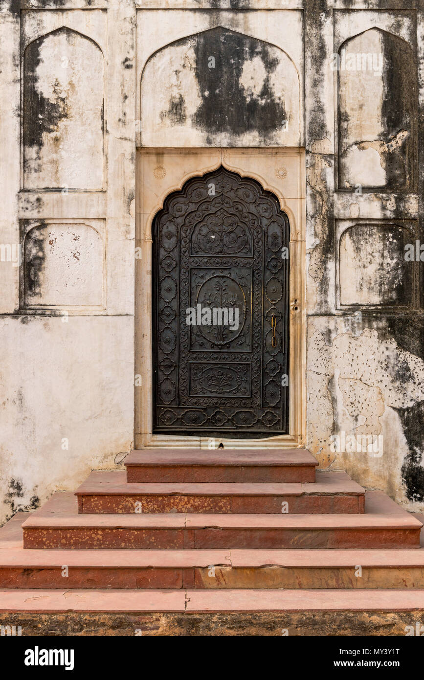 inside the red fort complex in dehli Stock Photo - Alamy