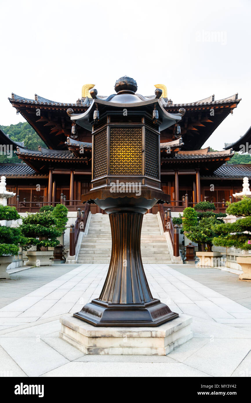 Lantern chi lin nunnery temple hi-res stock photography and images - Alamy