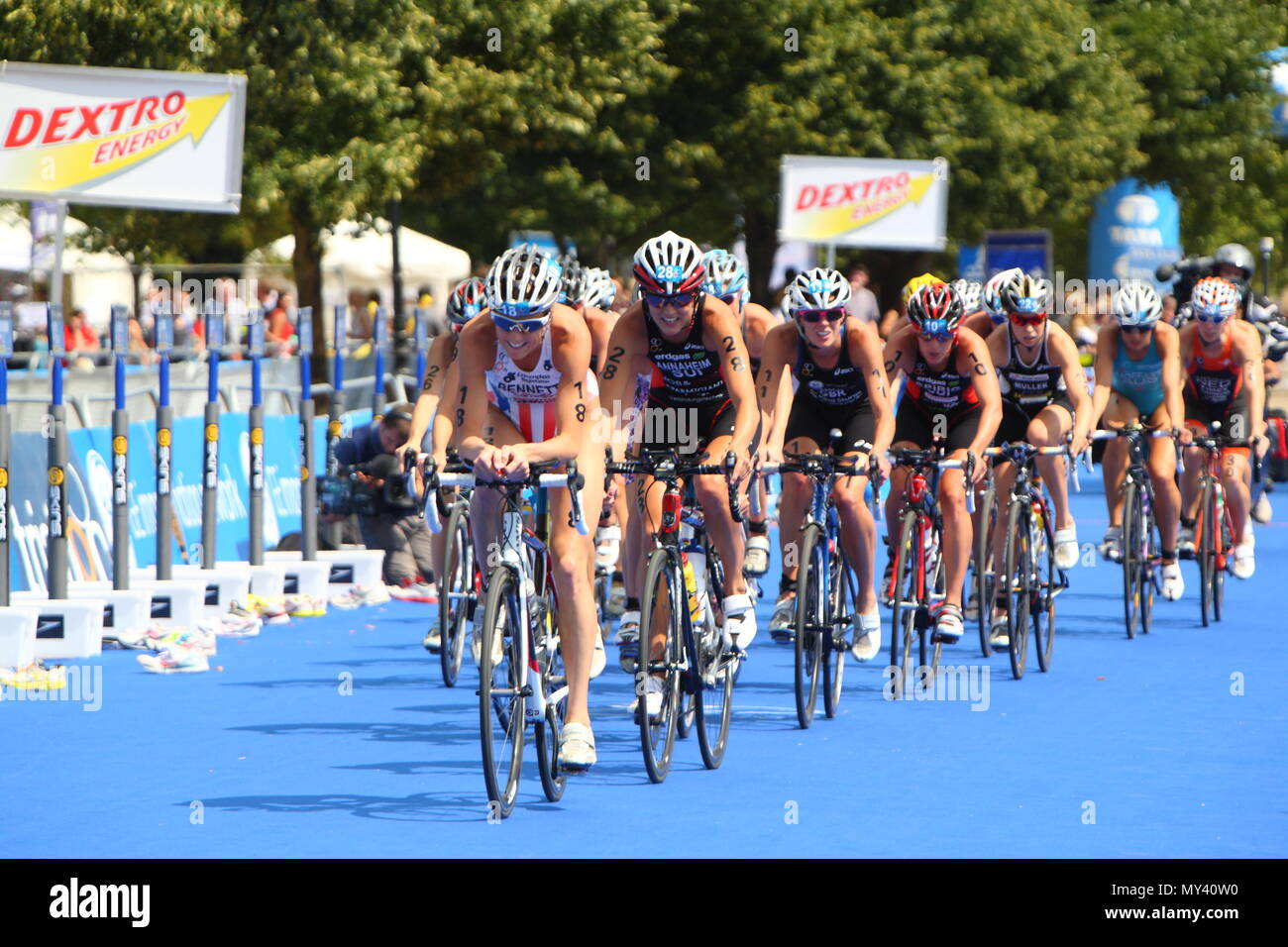 Laura bennett hi-res stock photography and images - Alamy