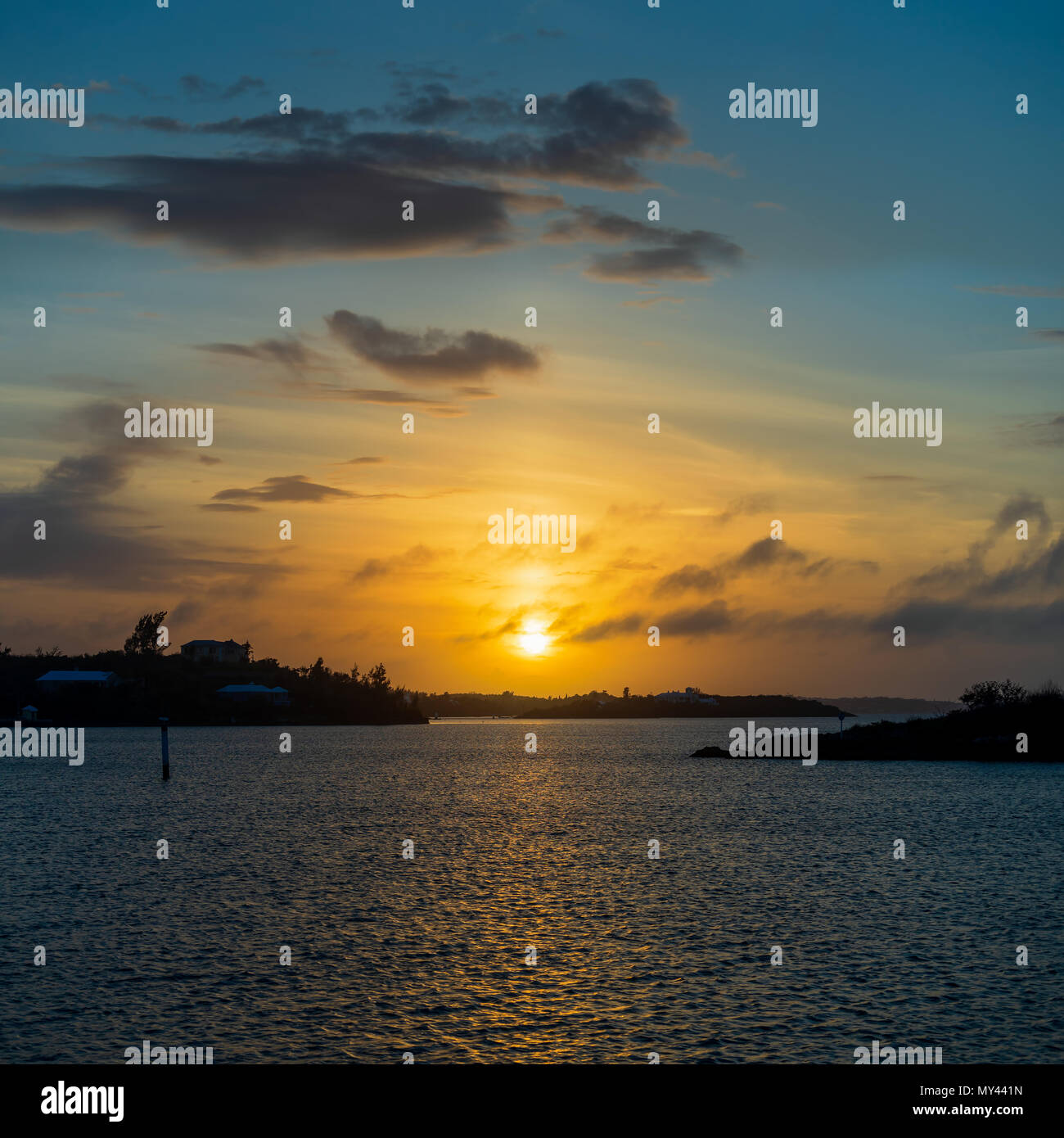 Hamilton harbour hi-res stock photography and images - Alamy