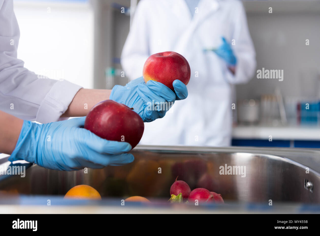 Biological and chemical hi-res stock photography and images - Alamy