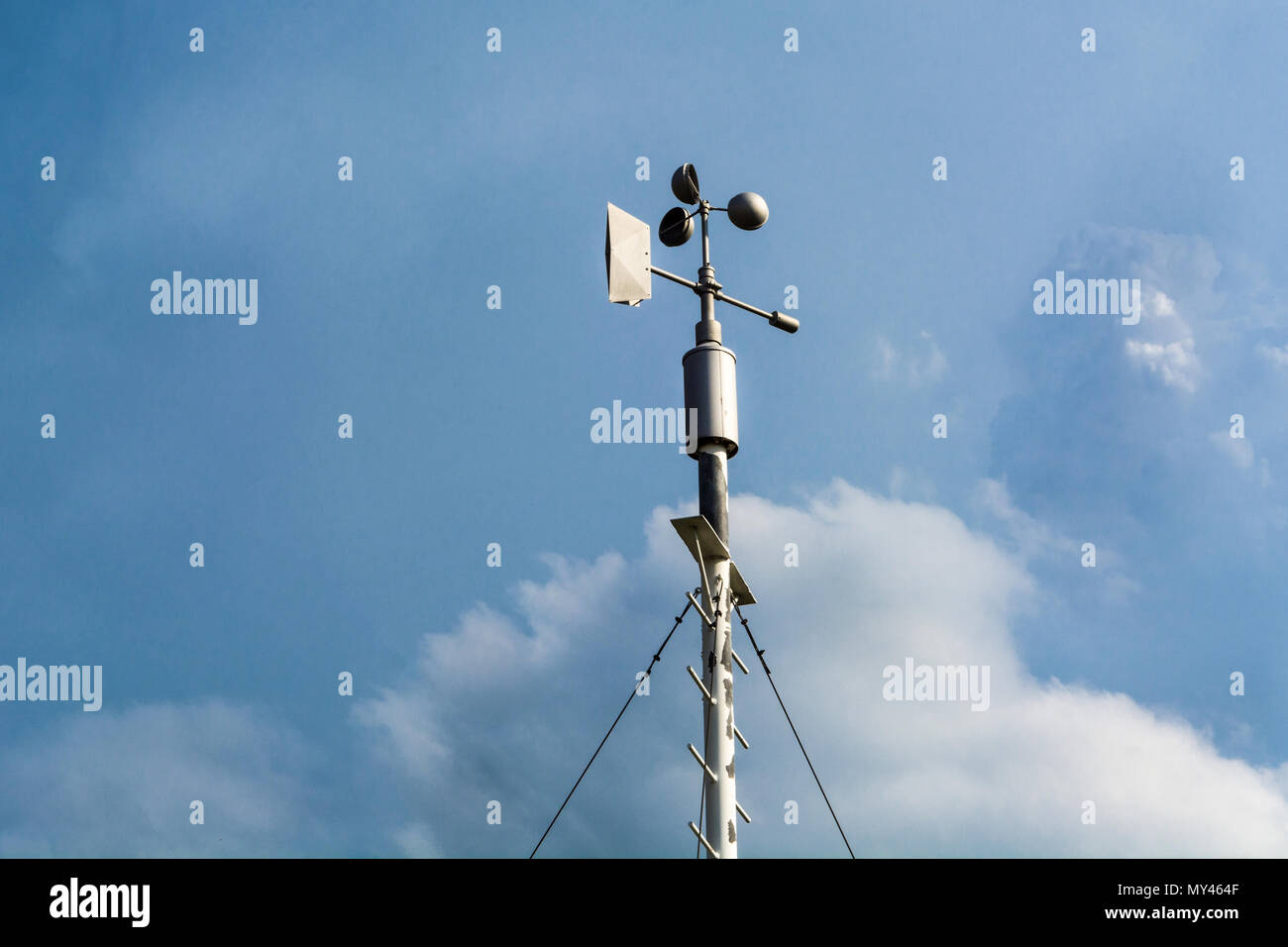 Automatic weather station hi-res stock photography and images - Alamy