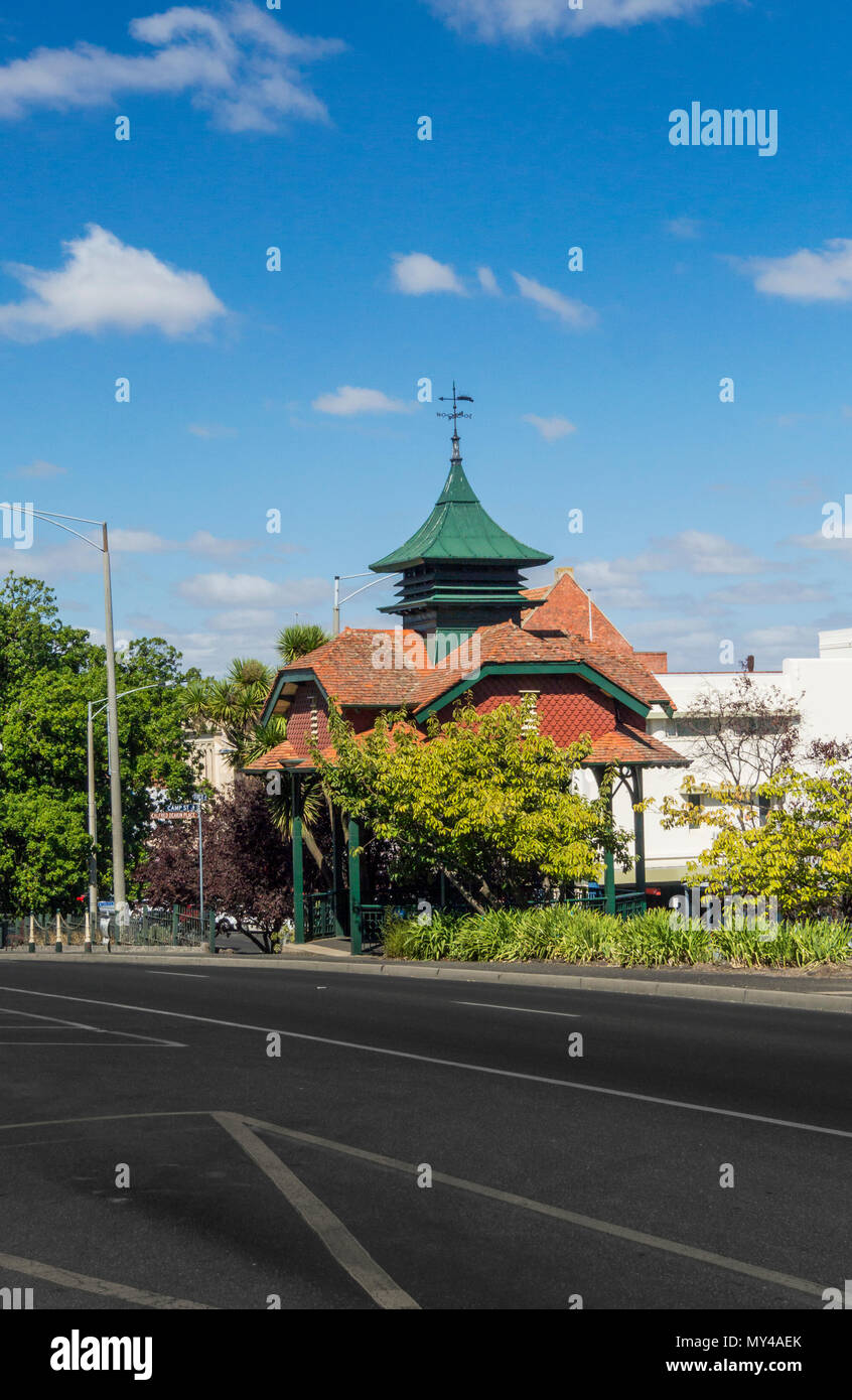 The Edwardian Titanic Memorial Bandstand for the musicians lost in the ...