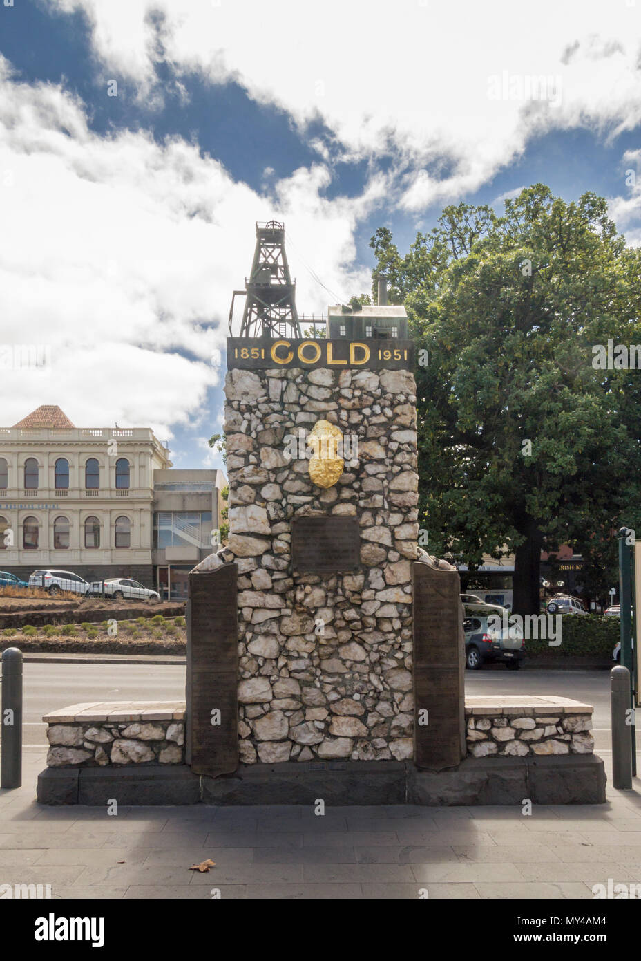 Centenary of Gold Discovery & birth of Ballarat Monument in the city of ...
