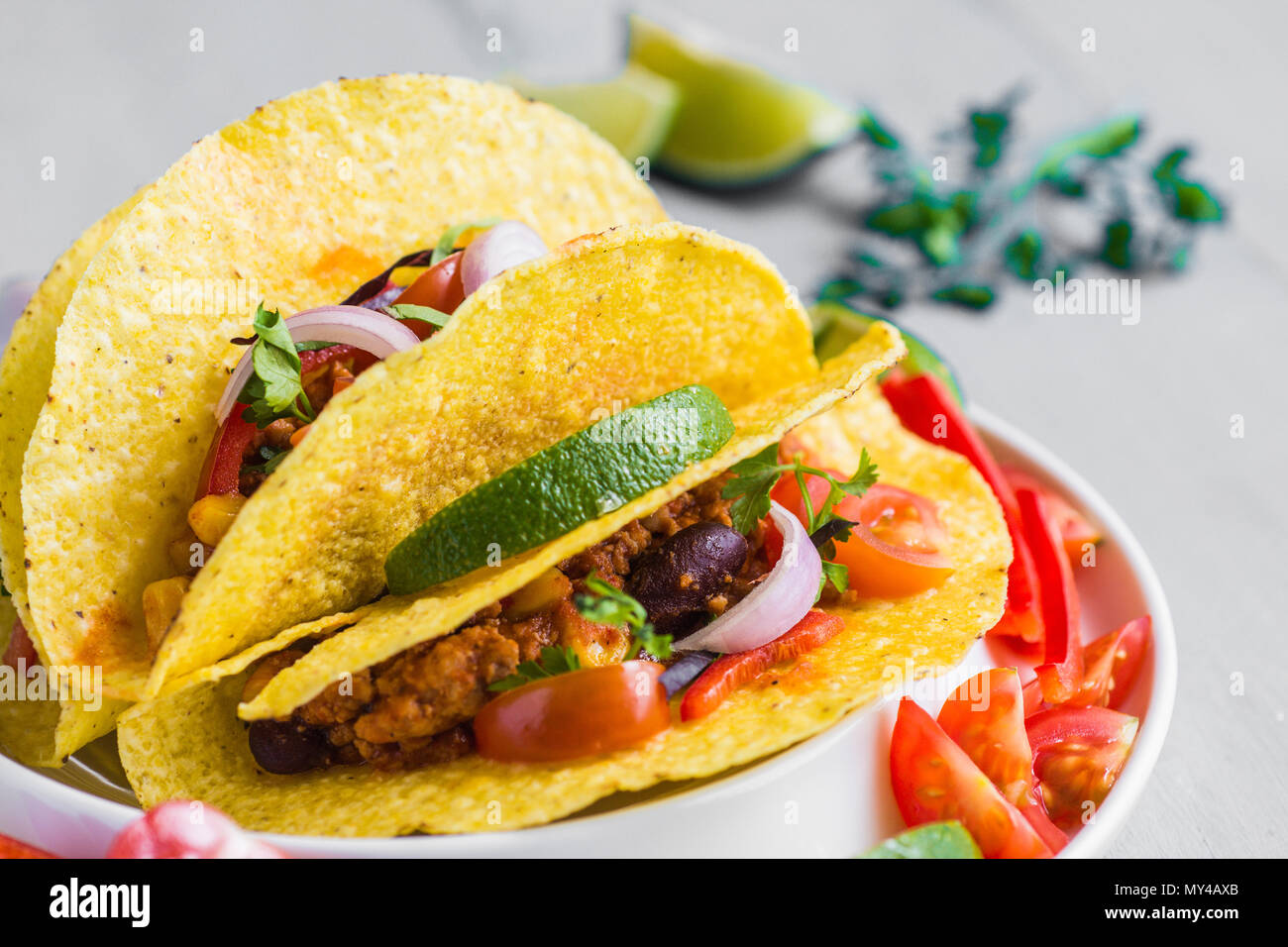 Tortilla shells hi-res stock photography and images - Alamy