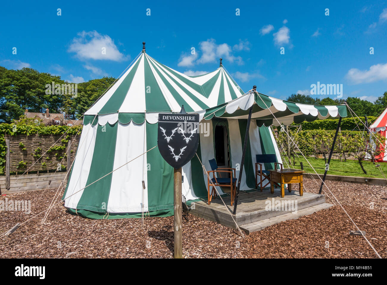 Medieval tent hi-res stock photography and images - Alamy