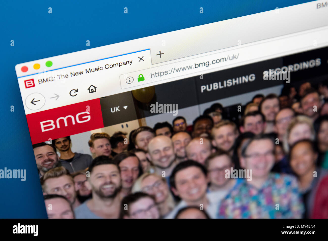 Publishi hi-res stock photography and images - Alamy