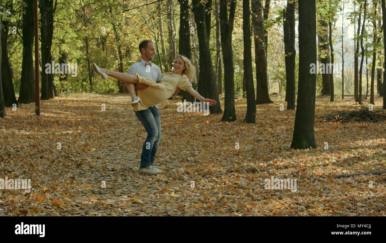 Spinning hug hi-res stock photography and images - Alamy