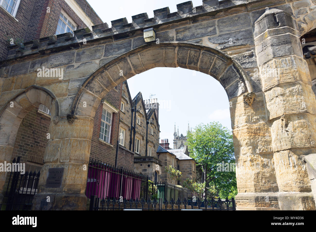The ancient gate hi-res stock photography and images - Alamy