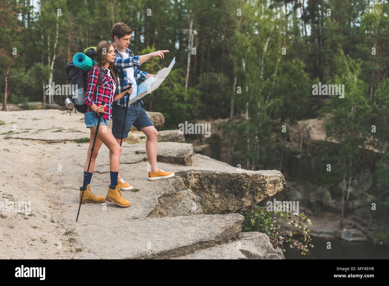 Hikers sign map hi-res stock photography and images - Alamy