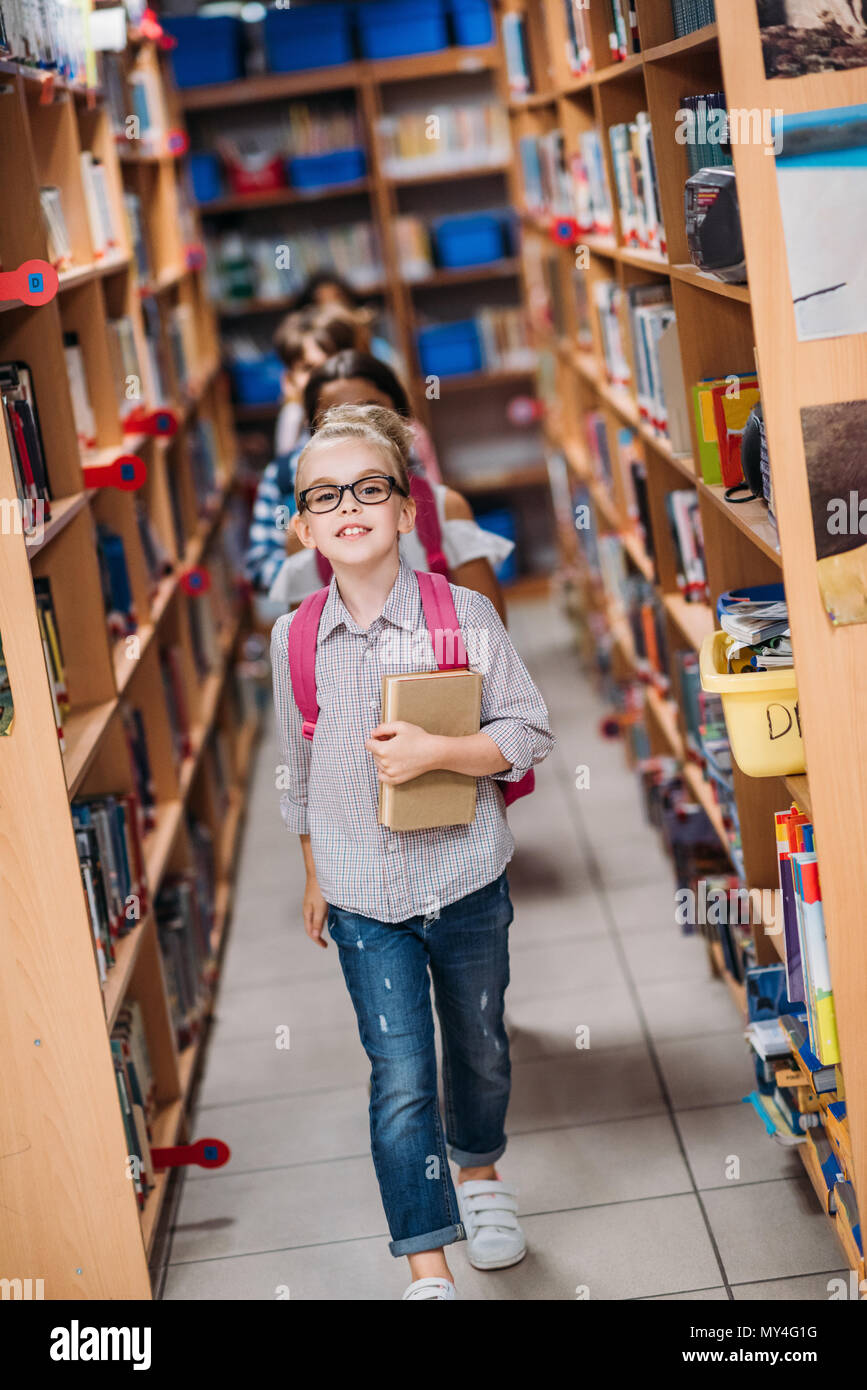 Bookshelves library kids hi-res stock photography and images - Alamy