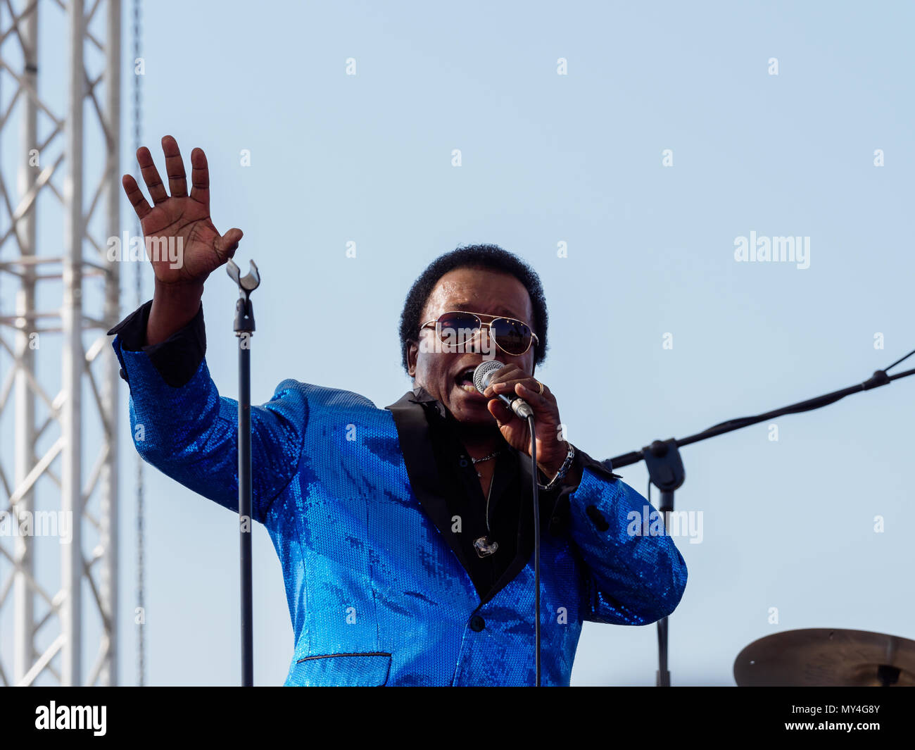Lee fields and the expressions hi-res stock photography and images - Alamy