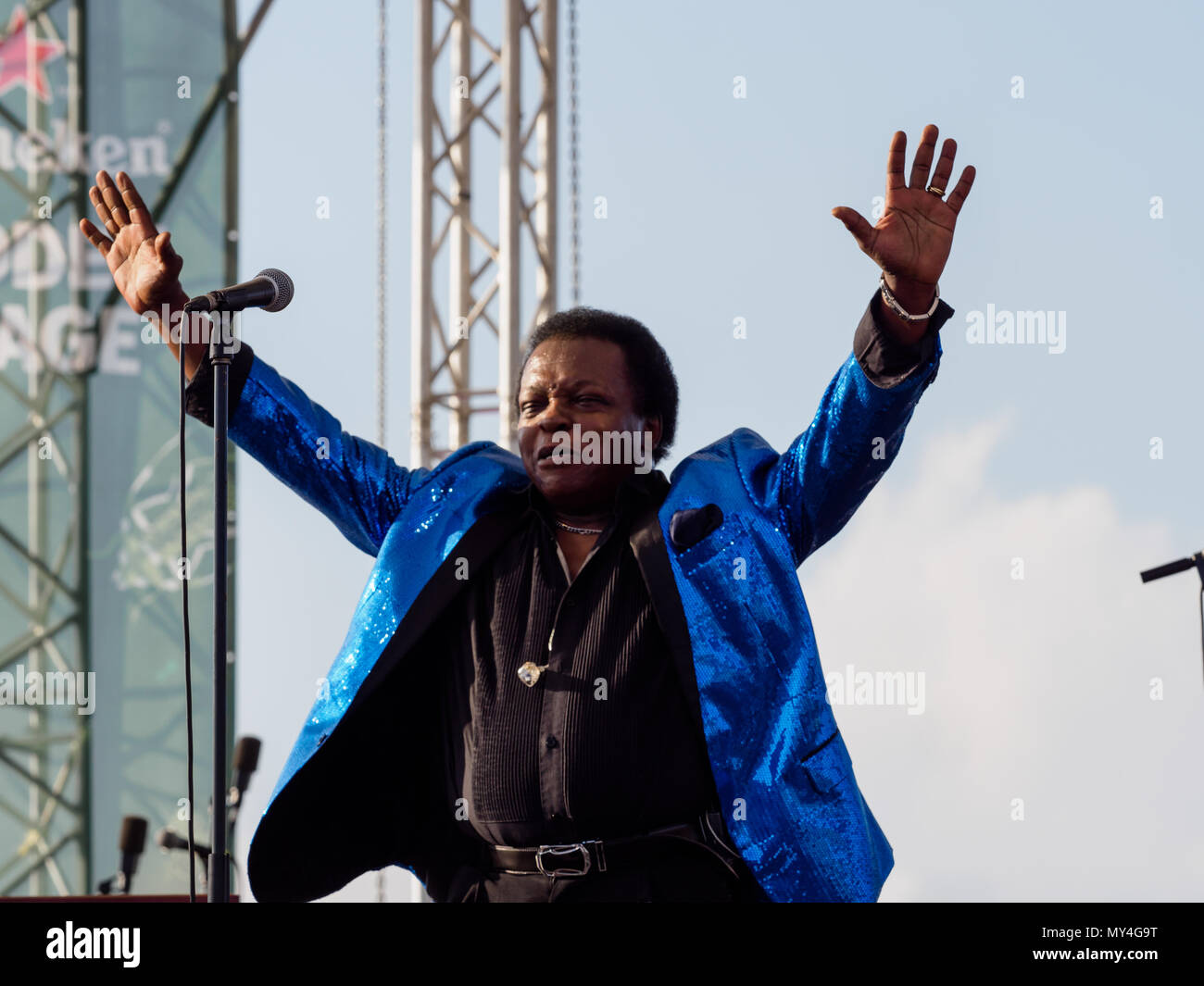 Lee fields and the expressions hi-res stock photography and images - Alamy