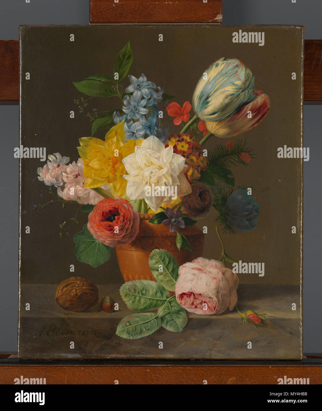 . Nederlands: Bloemstilleven met noten. Olieverf op karton. 50 × 44 cm ...