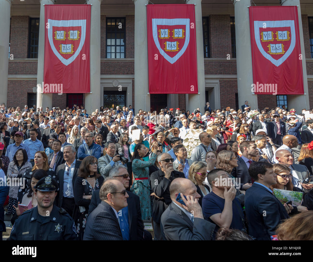Harvard graduation ceremony hi-res stock photography and images - Alamy