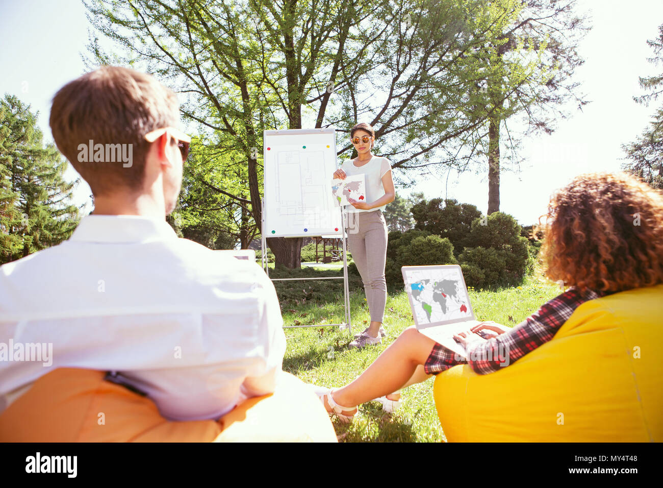 Smart board presentation student hi-res stock photography and images ...