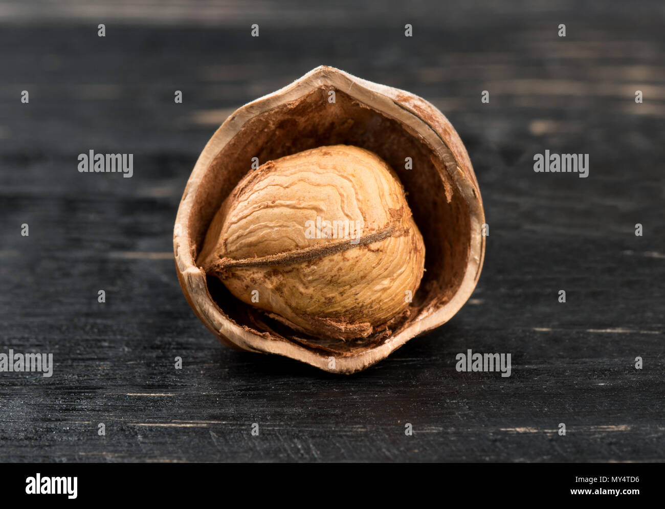 Hazelnut in shell hi-res stock photography and images - Alamy