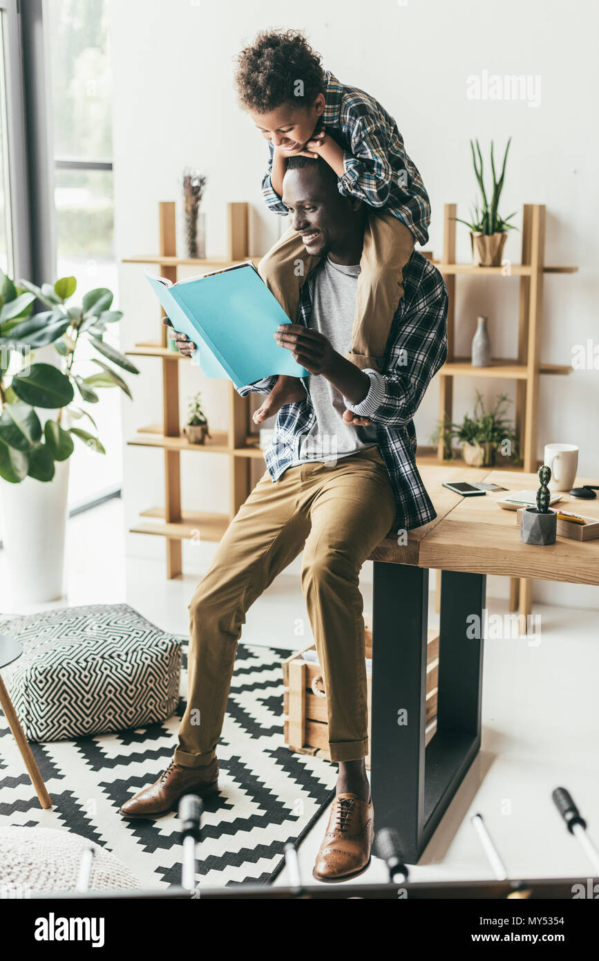 Piggybacking office hi-res stock photography and images - Alamy
