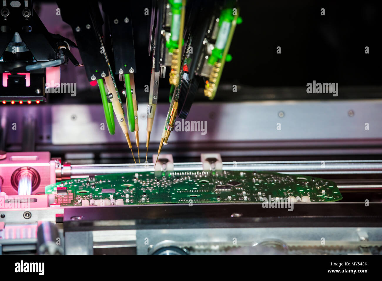 Flying probe system Stock Photo - Alamy