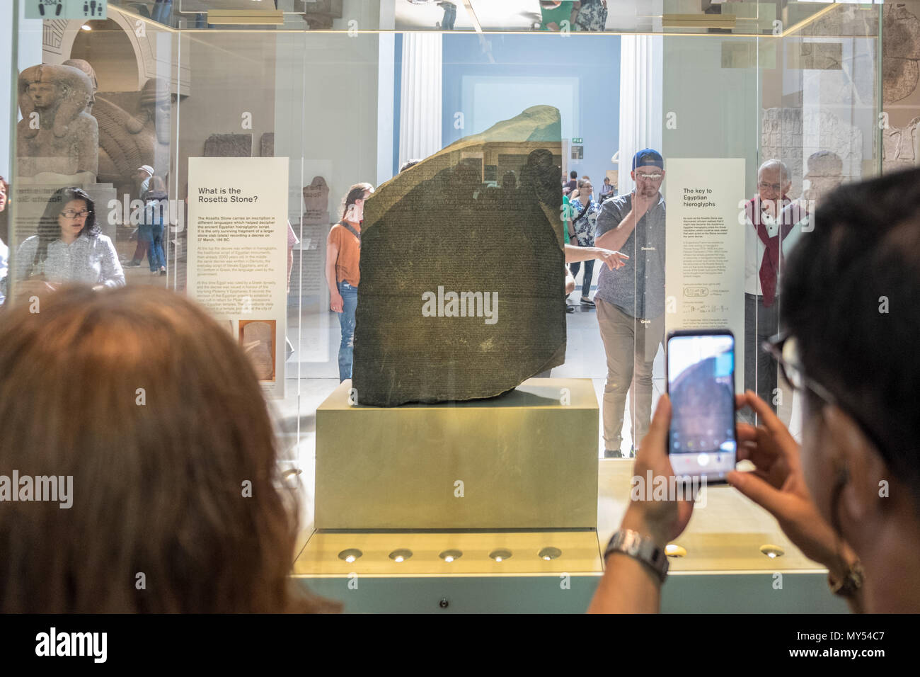 Rosetta stone british museum hi-res stock photography and images - Alamy