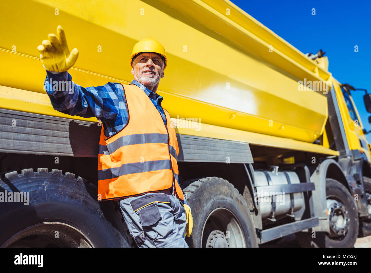 Tip truck hi-res stock photography and images - Alamy